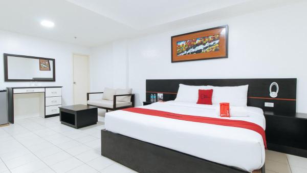 Reddoorz Plus At Evangelista Street Makati - Makati