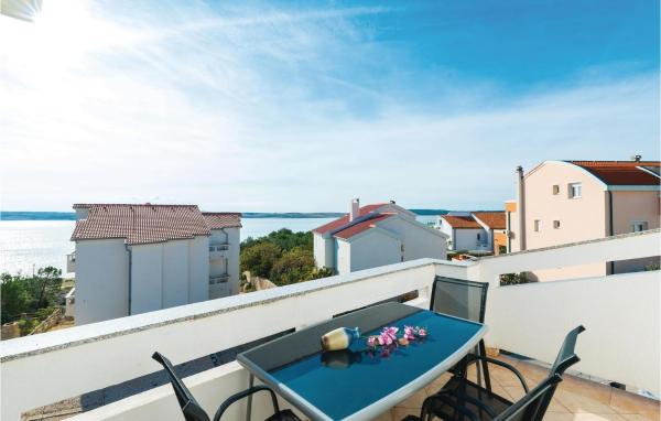 Cozy Apartment In Vidalici With Wifi - Novalja