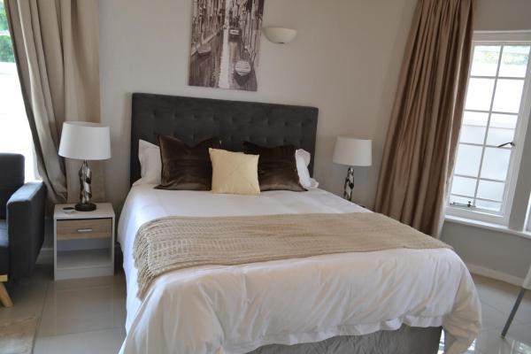 6 Woodmead Suites - Midrand
