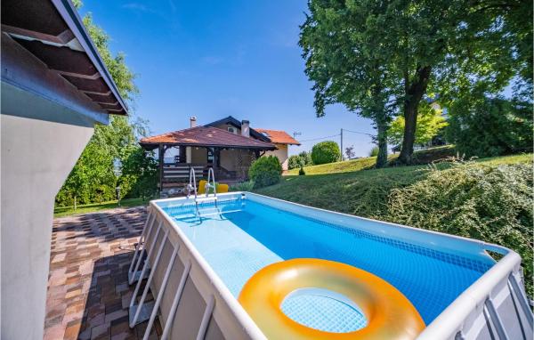 Awesome Home In Kraj Donji With Wifi - Jesenice