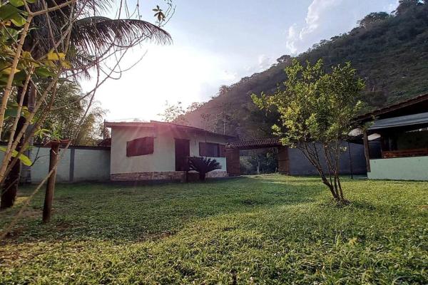 Casa Com Cachoeira-rio No Quintal - Paraty