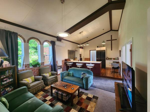 The Church House- Boutique Comfort - Milton, New Zealand
