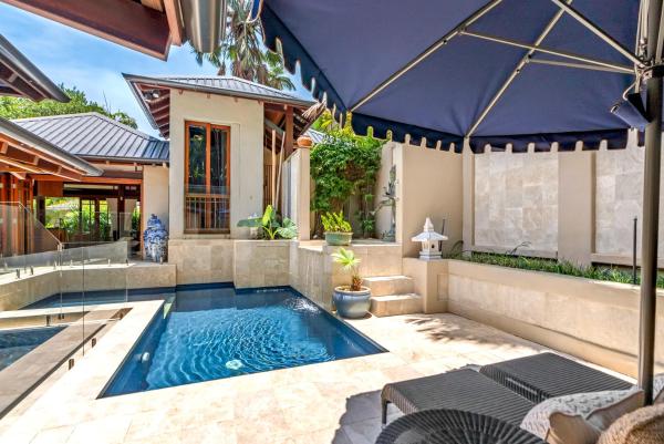Far Pavilions - An Intimate Bali-style Haven - Mossman