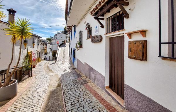 Cozy Home In Benalaureia With Kitchen - Gaucín