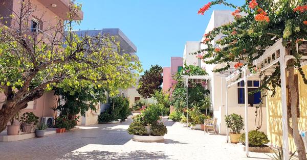 Evina Rooms & Suites - Greece