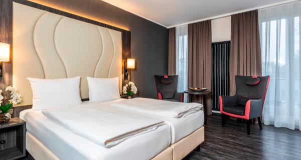 Plaza Premium Parkhotel Norderstedt - Norderstedt