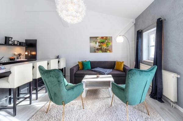 Kietz-perle Mit Balkon & Müritzblick Im Historischen Speicher - Waren