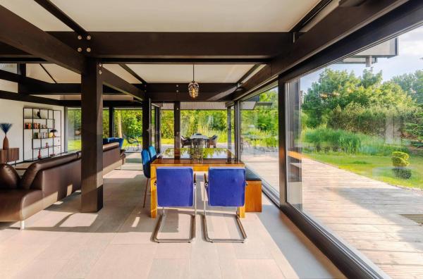 Huf Haus - Moderne Trifft Handwerkskunst - Waren