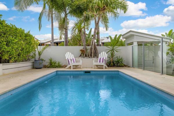 Stunning Alex Heads Beach House - Pet Friendly - Mooloolaba
