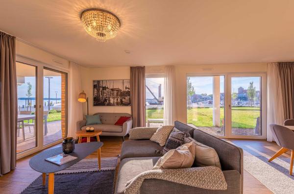 Am Lütten Meer - Apartment Mit Großer Terrasse, Wellness & Müritzblick - Waren