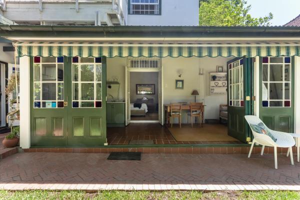 Sandown Lodge - Cape Town