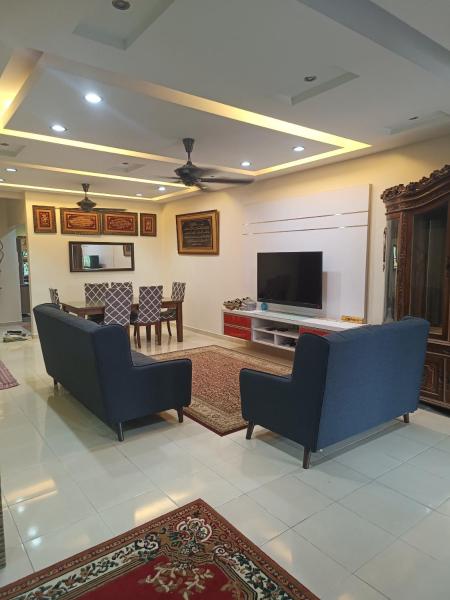 Elly Homestay Shah Alam - Klang