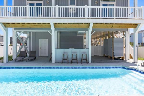 Pier 42 Vacations We Go Beach - Ocean Isle Beach, NC