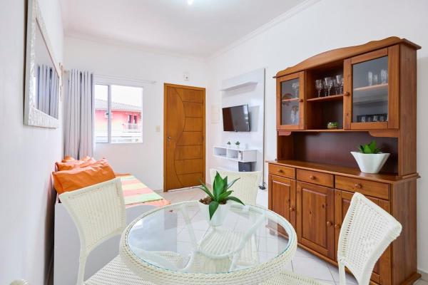 Bh14: Apto Aconchegante, Com Ar E Piscina - Ubatuba