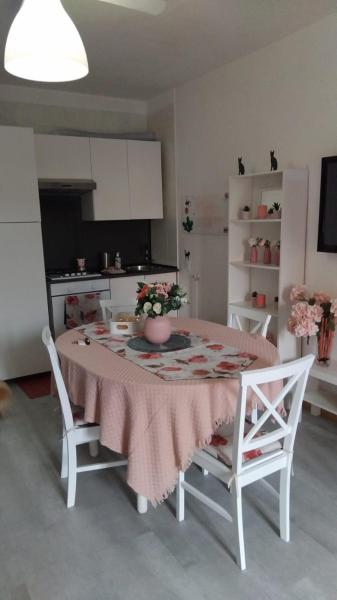 Mis Flores, Romantico Parcheggio Interno - Santa Marinella