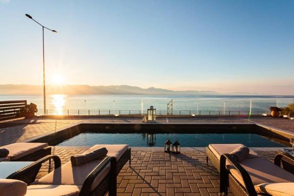 Seaside Summer Bliss - Aurora Luxury Pool Paradise - Greece