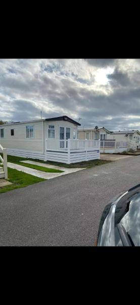 Luxury 6 Berth Holiday Caravan - Whitstable