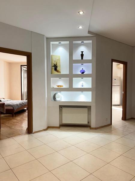 3 Bedrooms City Center, 28may - Baku