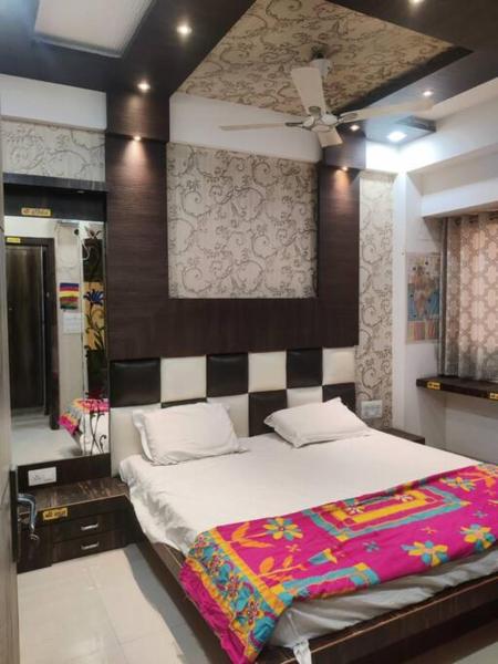Private Flat With Wifi, Hare Krishna Orchid - Vrindavan