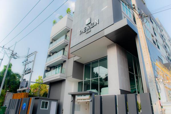 The Rizin Hotel Phratamnak - Jomtien