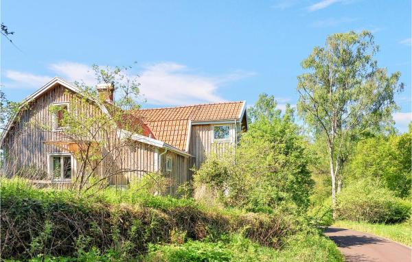 1 Bedroom Nice Apartment In Ljungbyhed - Perstorp