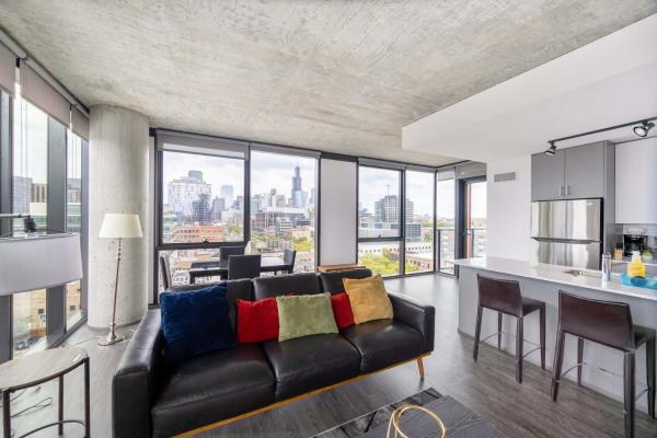 Sophisticated 3br Suite - New Modern And Luxurious - Little Italy - Chicago