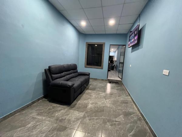 Casa En Nueva Metropolis Con Aire En Toda La Casa - El Salvador