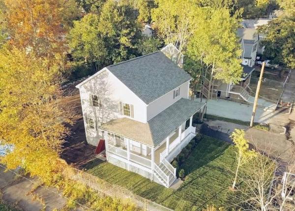 Relax And Explore, Family Friendly Home Near Boston - Bridgewater