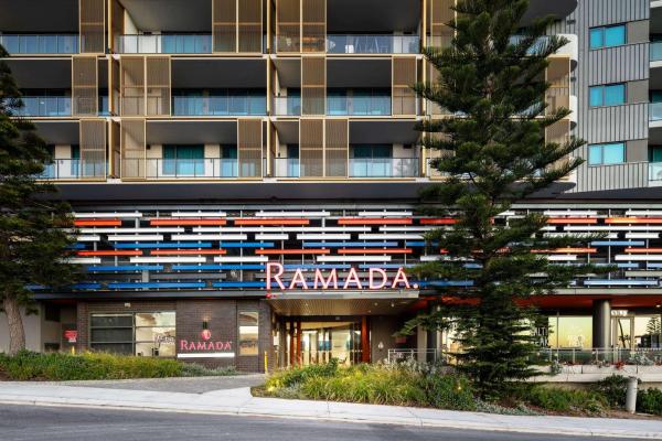 Ramada By Wyndham Vetroblu Scarborough Beach - Perth