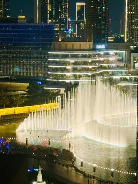 Luxury One Bedroom Apartment With Fountain View Opposite Dubai Mall - Dubaï