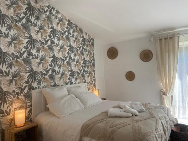 Studio Provençal De Charme - Domaine Avec Piscine - Miramas