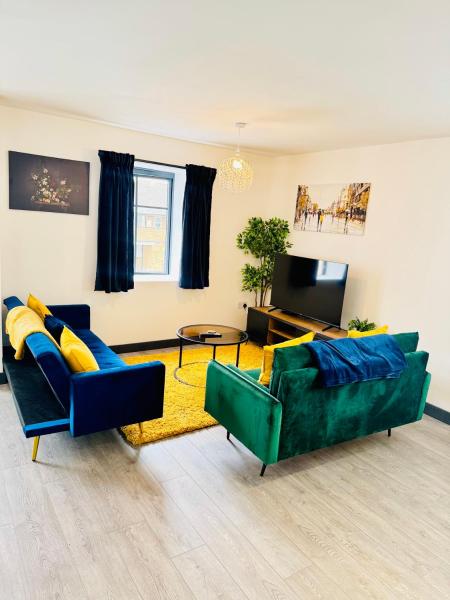 Apartment With Balcony Near Chatham Dockside - 查塔姆