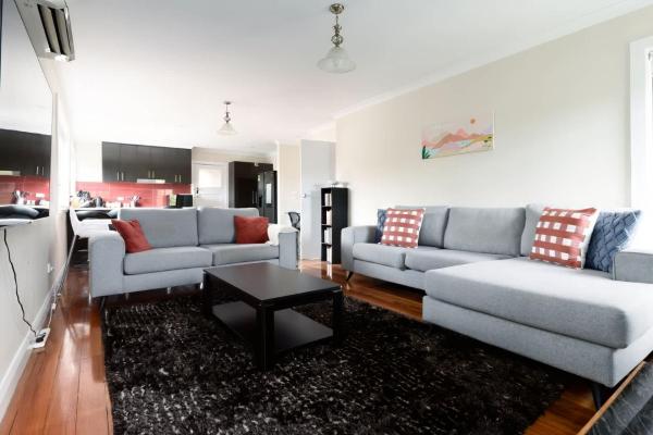 Spacious 3-bed Mins From City Centre - Launceston