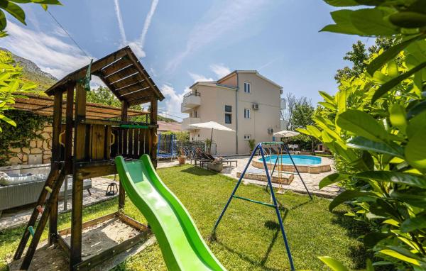 Pet Friendly Home In Zrnovnica With Wifi - Croacia