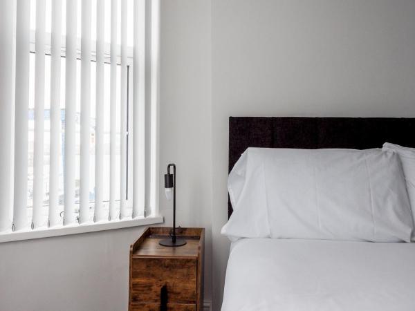 Abdiel 3 · Spacious Apt By Hartlepool Marina Relax Unwind Pass The Keys - Suit Direct Stadium