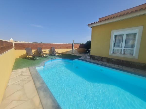 Casa Con Piscina - Bv16 - Antigua