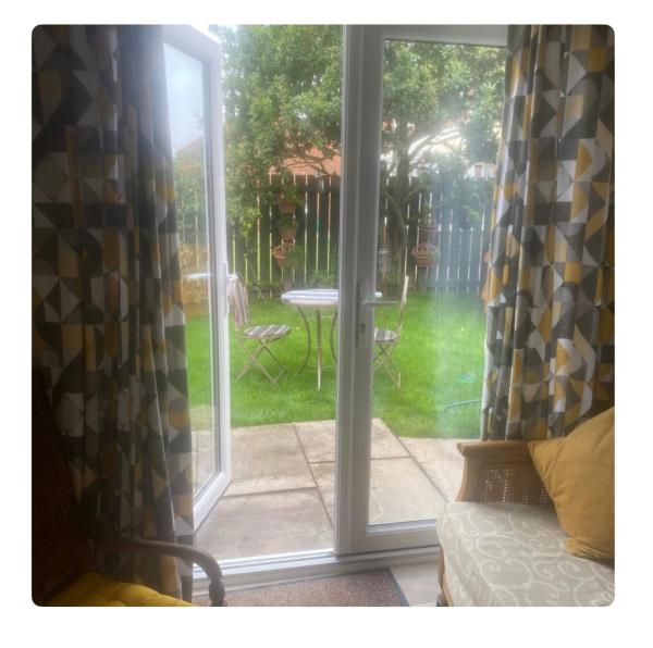 Chez Little Black Cat - Withernsea