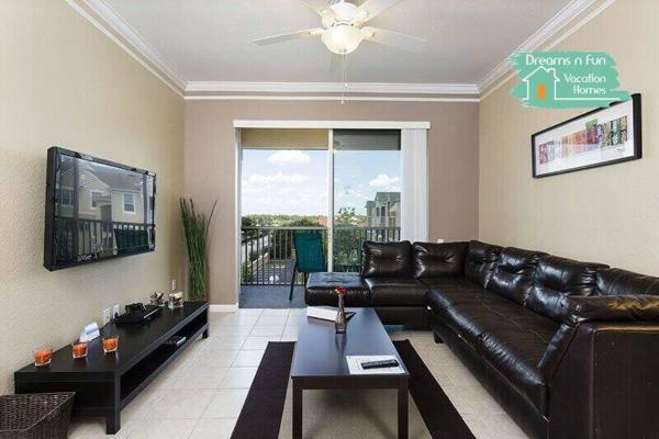 Windsor Hills Condo: Water Park Included - Celebration