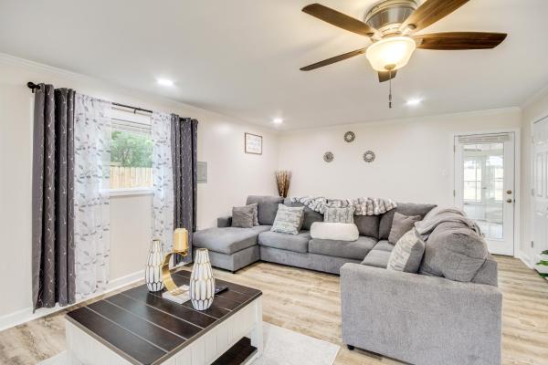 2 Mi To Beach And Afb Family Home In Biloxi - Biloxi, MS