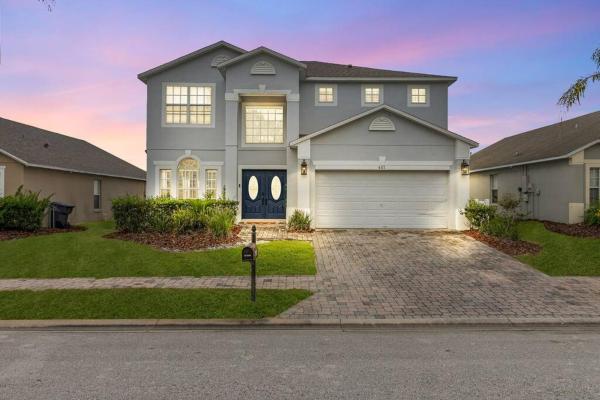 Luxurious 4 Bedroom Home With Pool Near Disney - Florida