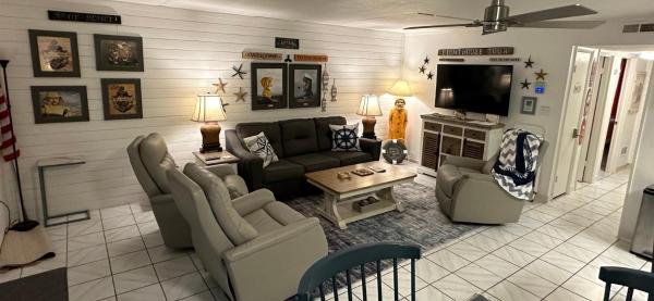 Captain's Quarters - Ocean City, MD