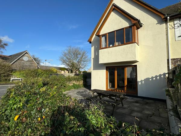 3 The Bowling Green - St Mawes
