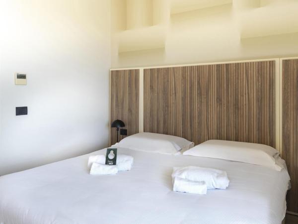 B&b Hotel Pomezia Cortese - Marino