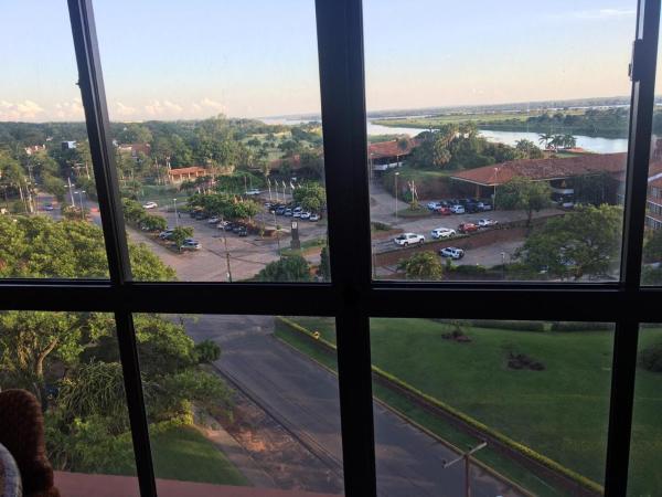 Rio Departamentos Frente Al Rio Paraguay - Asunción