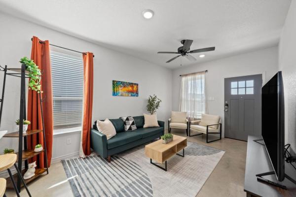 Lone Star Landing - Temple, TX