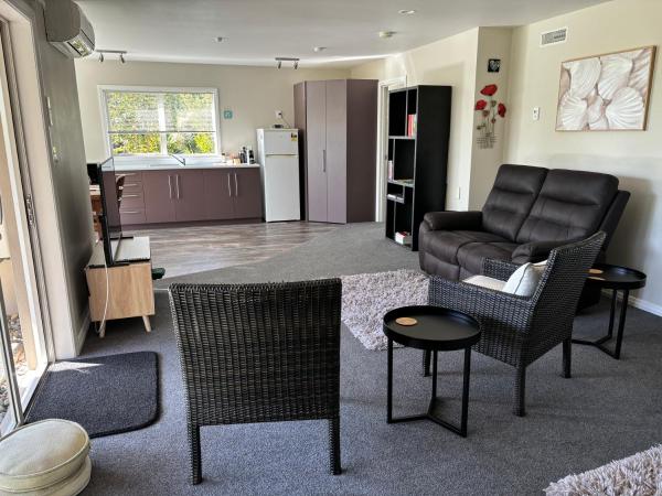 Private Guest Suite - Marlborough District