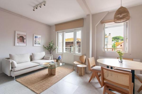 2br Flat W Modern Touches - Adalar