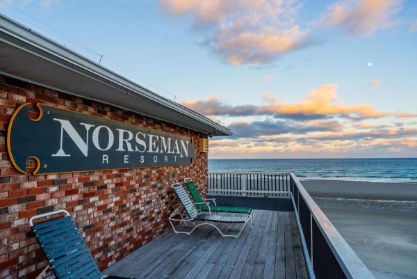 Norseman Resort On The Beach - York