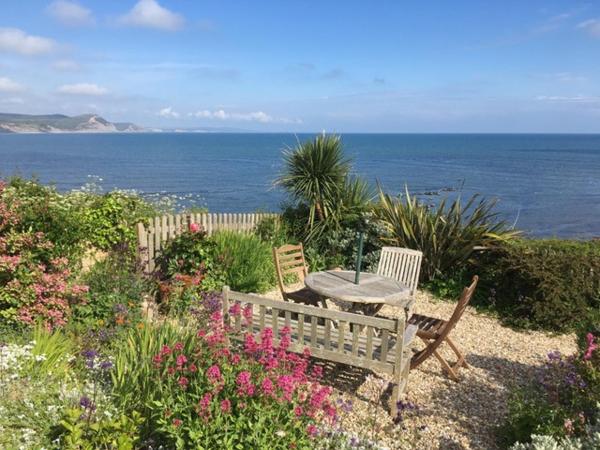 4 East Cliff - Lyme Regis