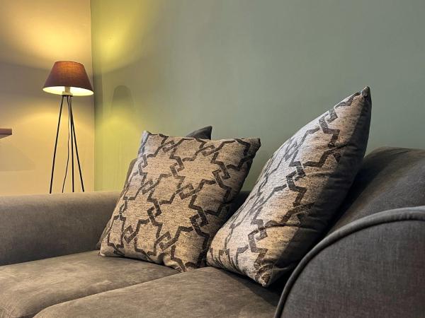 Durham 3 Bedroom House With Parking - İngiltere